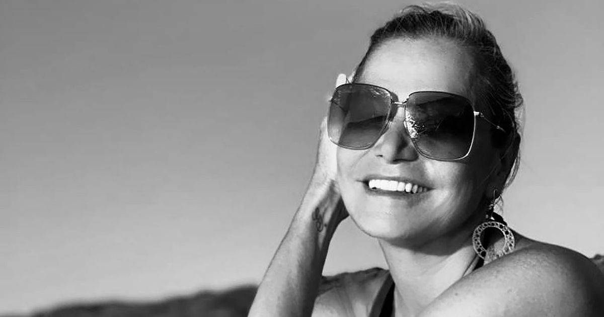 Prova costume superata a 55 anni per Simona Ventura