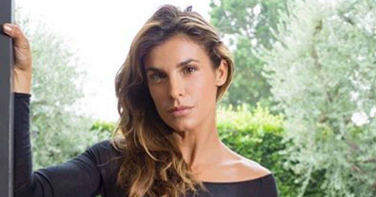 Elisabetta Canalis in body intimo seduce i follower di Instagram