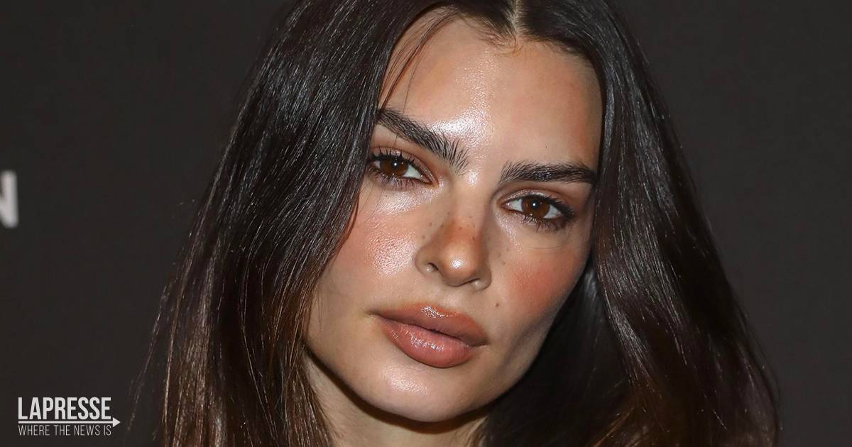 Emily Ratajkowski mamma dolcissima: ecco le foto con il figlio