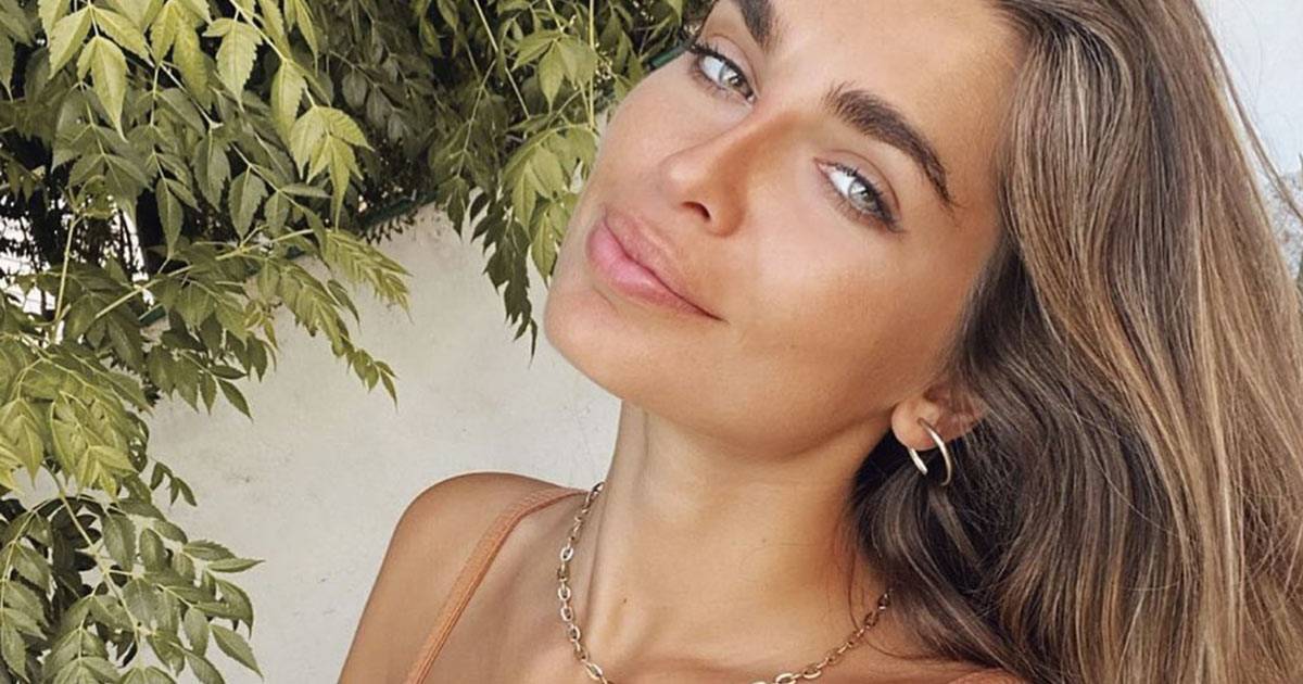 Isola 2022: le foto di nudo di Estefania Bernal conquistano Instagram