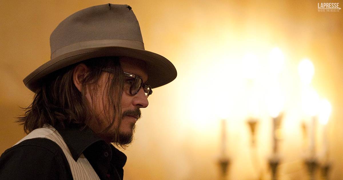 Johnny Depp e la cena al ristorante dopo la vittoria: le foto e un ...