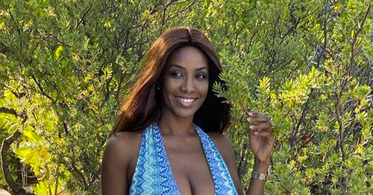 Le foto in bikini non mentono, Ainett Stephens ha un fisico mozzafiato