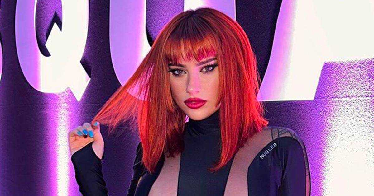 La tuta aderente e nude look mozzafiato, Merisiel è stupenda