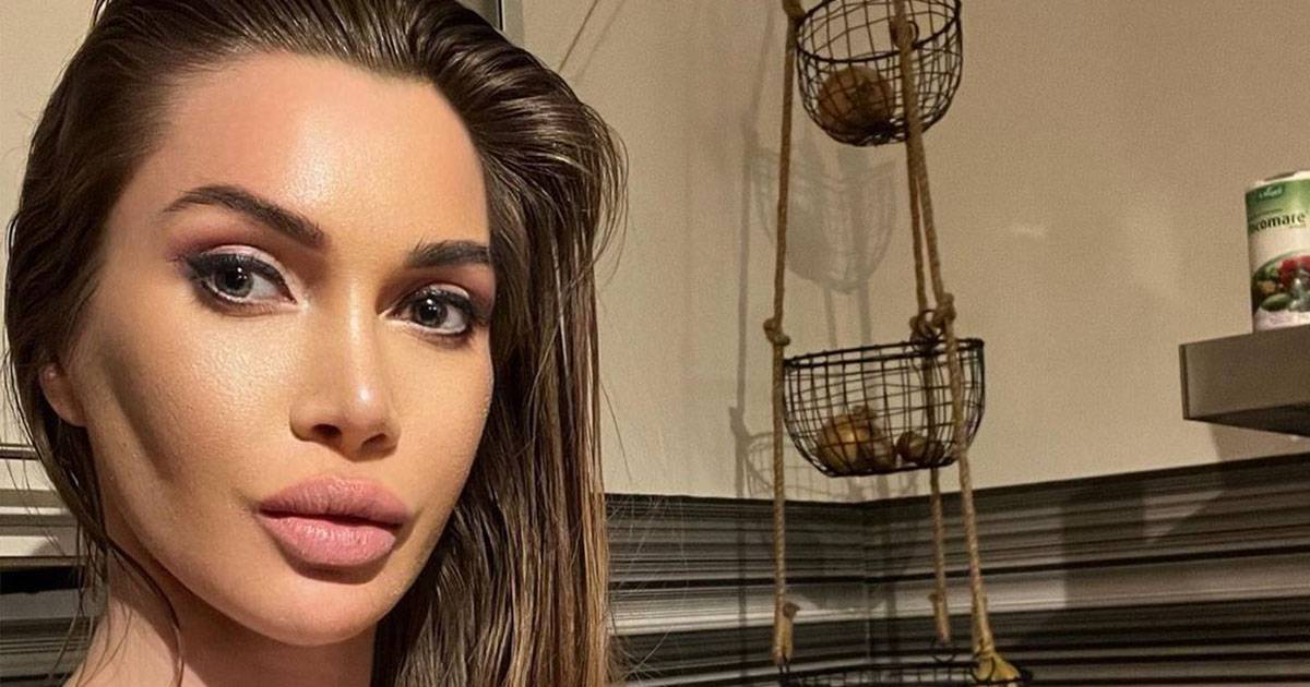 La modella Pixee Fox si è sottoposta a 200 interventi chirurgici per ...