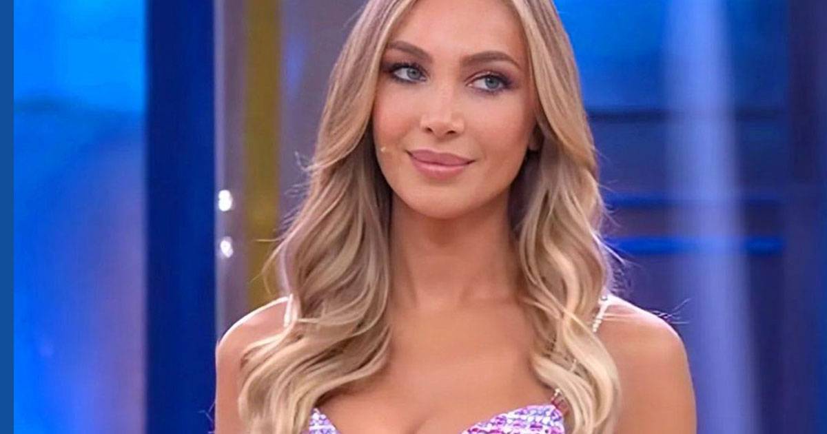 Il completino intimo di Laura Cremaschi a “Ciao Darwin” fa impazzire ...