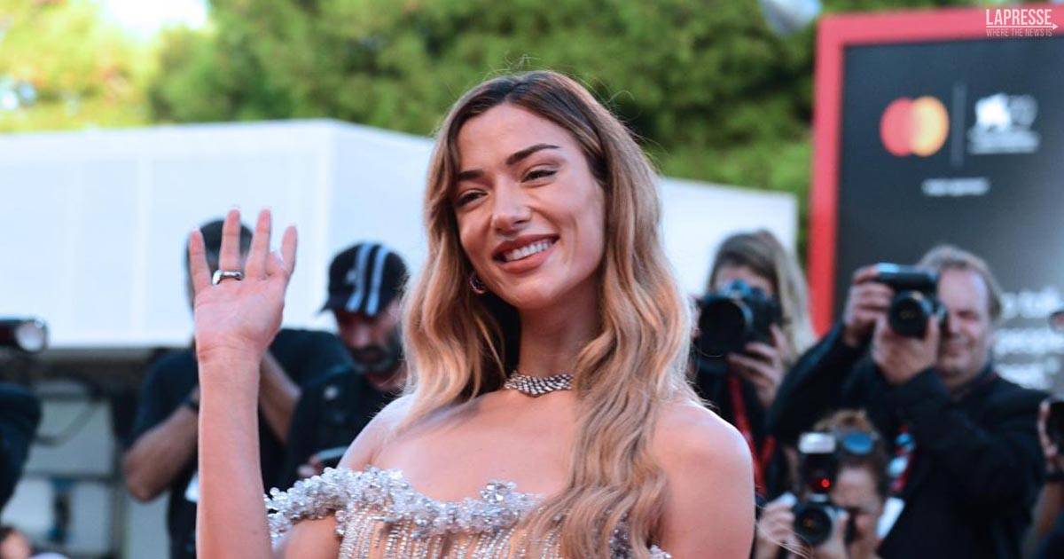 Il bikini è un filo, Soleil Sorge è di una bellezza mozzafiato