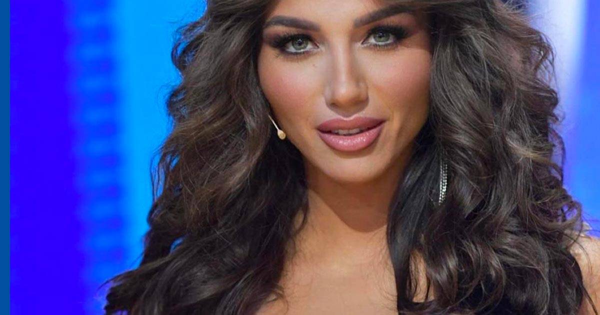 Avanti un altro! Il body si stringe sulle sue curve perfette, la Bonas ...